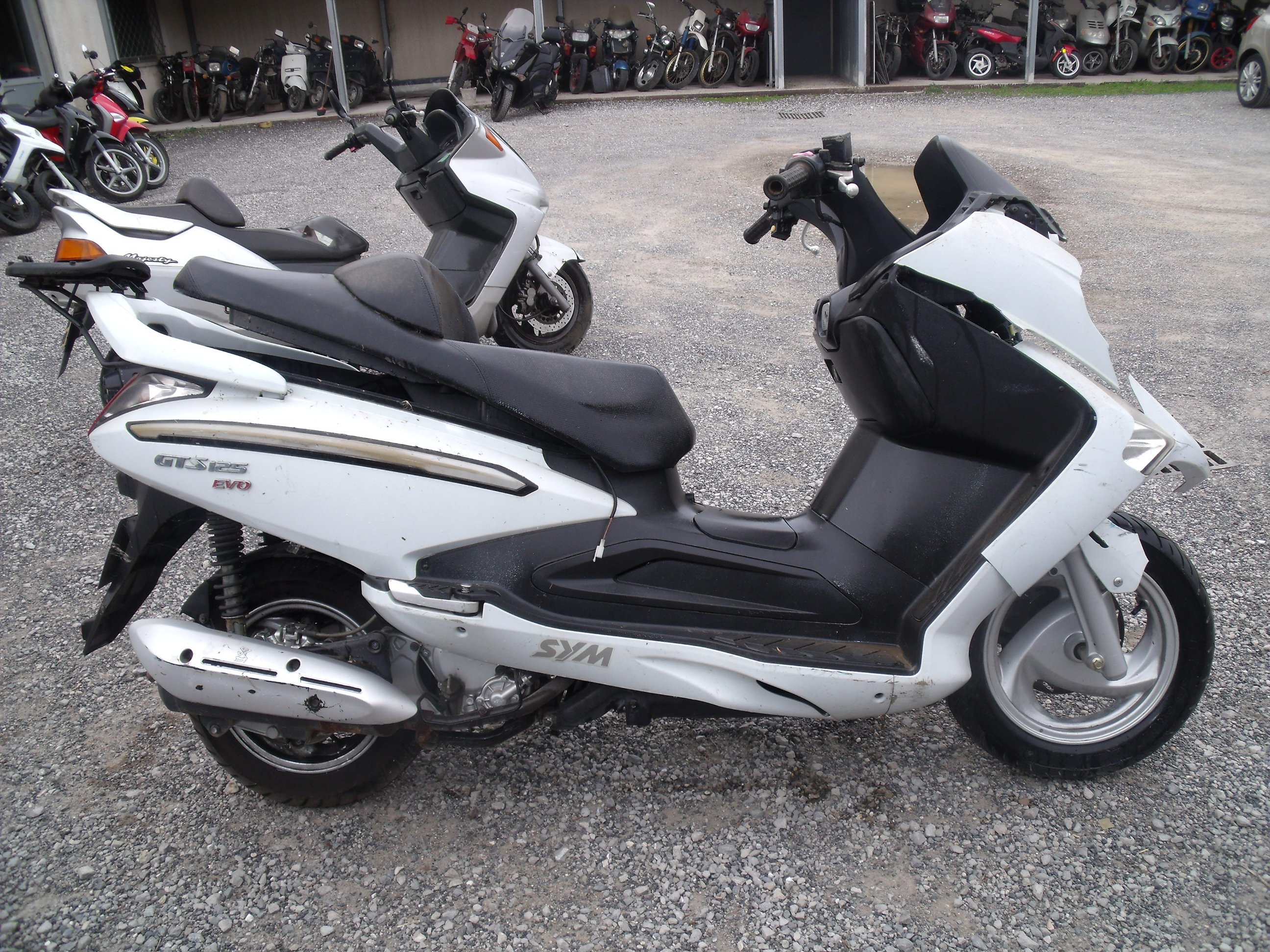 SYM 125 GTS - Pièces moto Languedoc