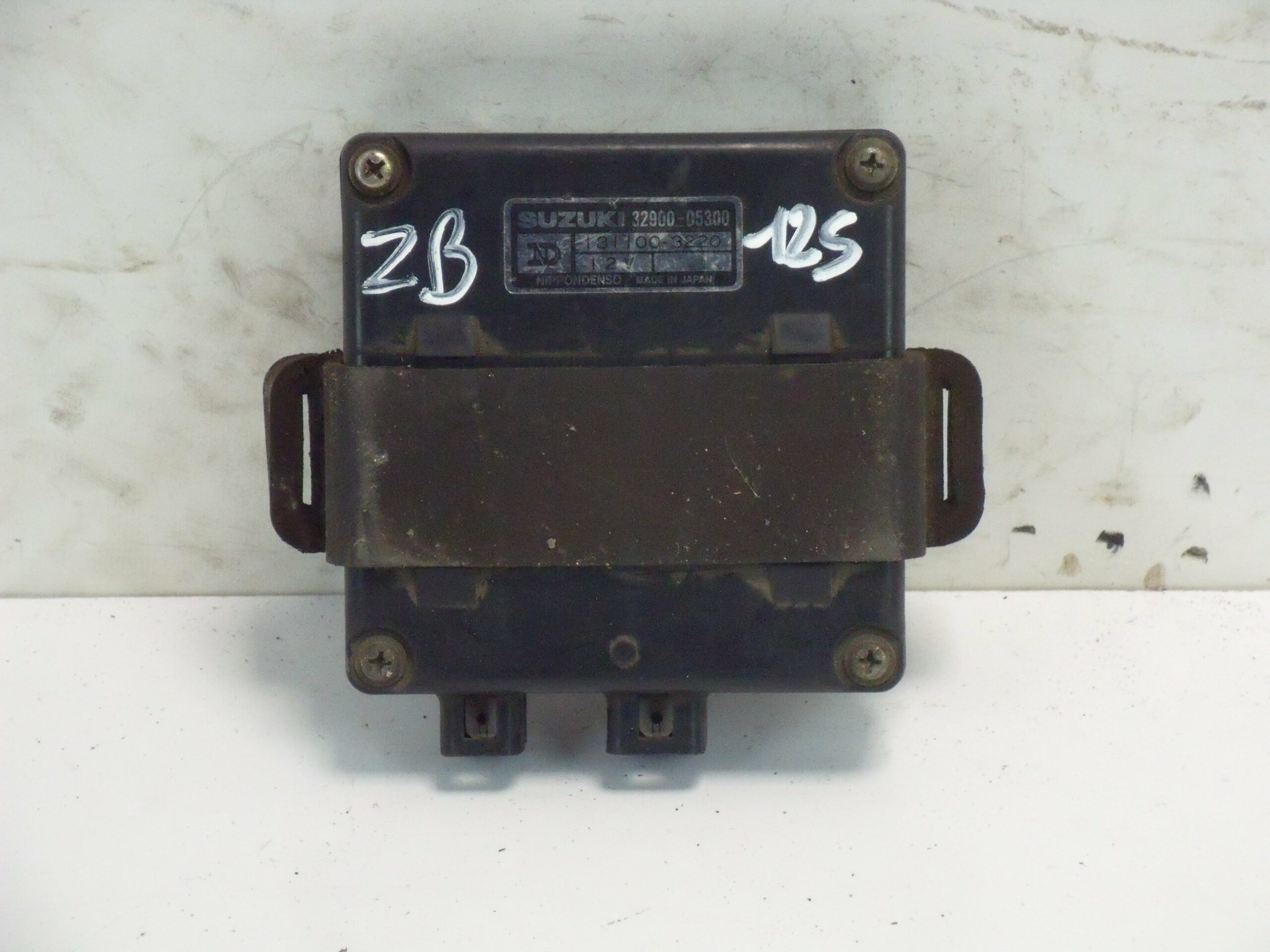 Boitier CDI SUZUKI 125 GS - Pièces moto Languedoc