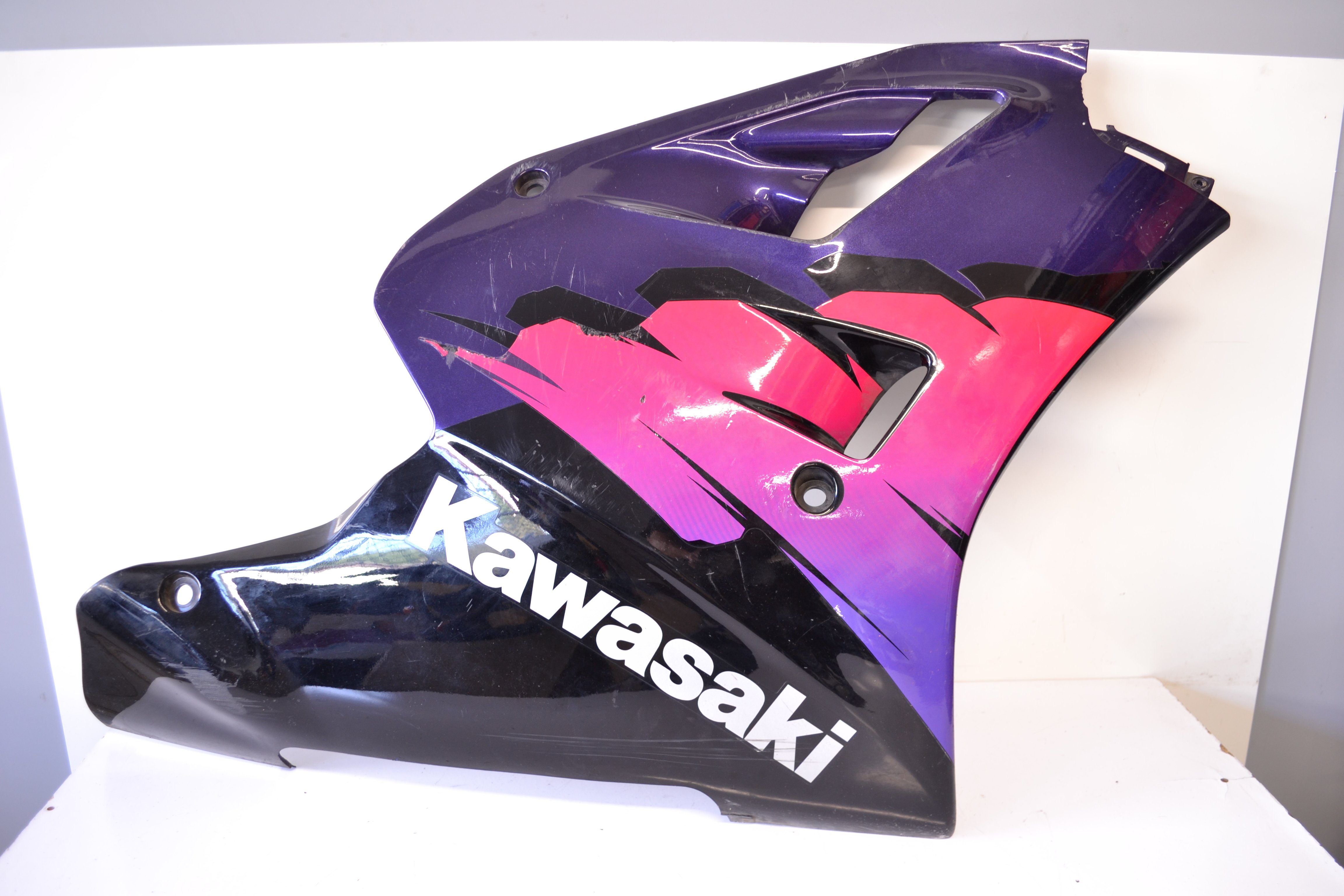Flanc de carénage KAWASAKI 750 ZXR - Pièces moto Languedoc