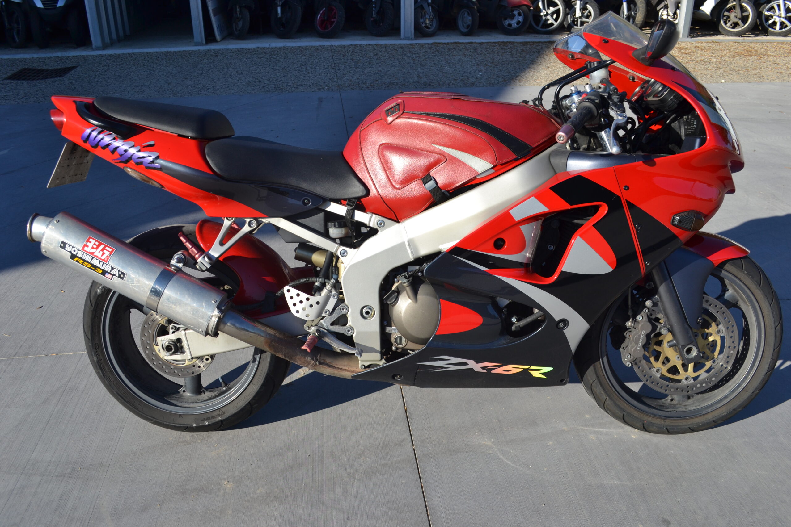 KAWASAKI ZX 6R - Pièces moto Languedoc